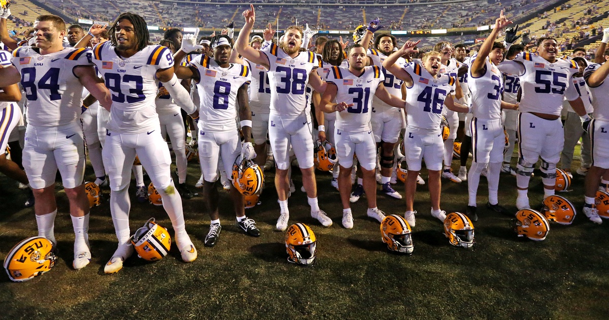 SportsBlog :: Lynwood’s Court Vision :: One-sided WAR at Death Valley ...