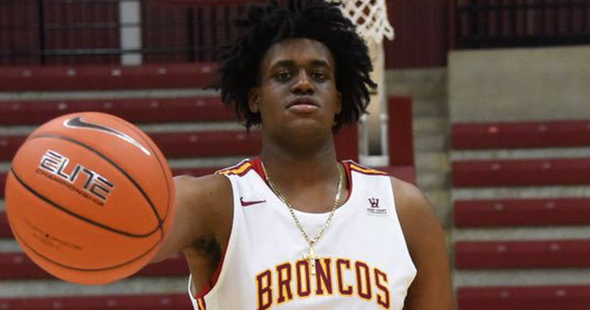 SportsBlog :: The Dhanani Blog :: Q&A with Jaden Bediako