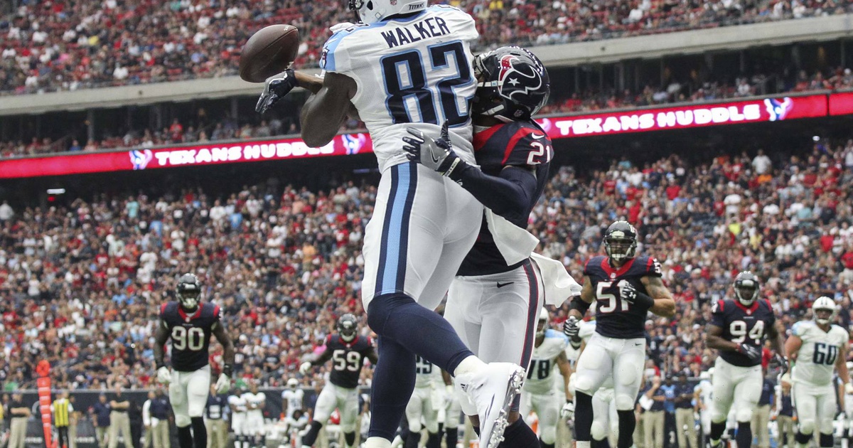 SportsBlog :: Delanie Walker :: Titans locker room not giving up, ready ...