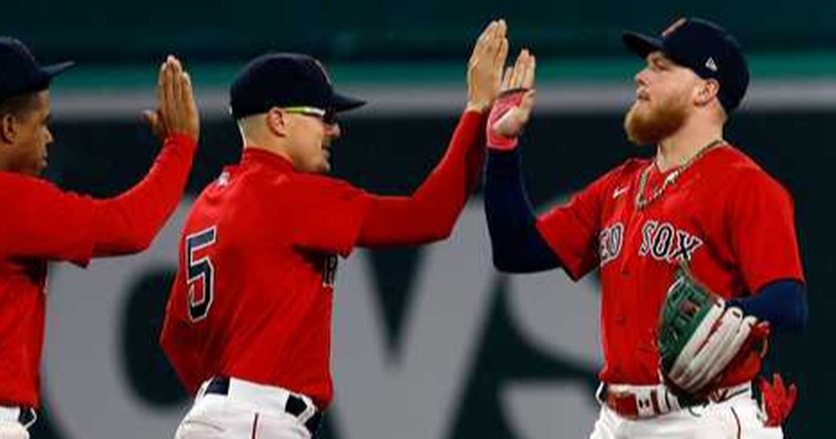 SportsBlog :: The Fourth Base Zone: Where your always safe at home :: Something is Brewing in ...