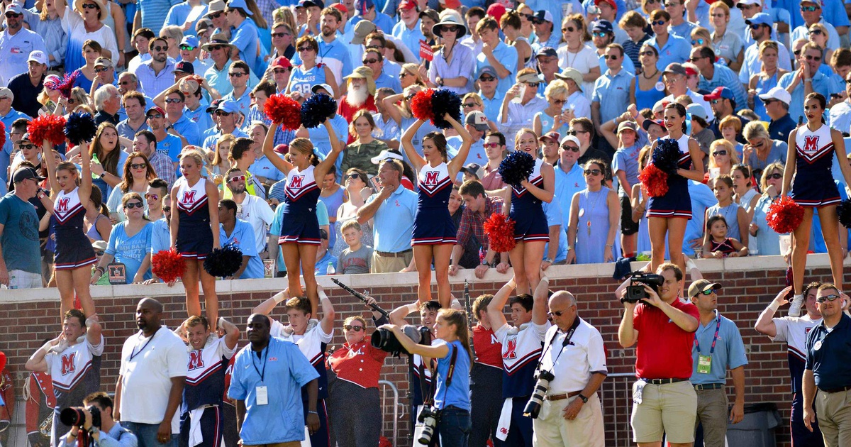 SportsBlog :: Derek Leger Sports Blog :: SEC Fans Proved Again Why They ...