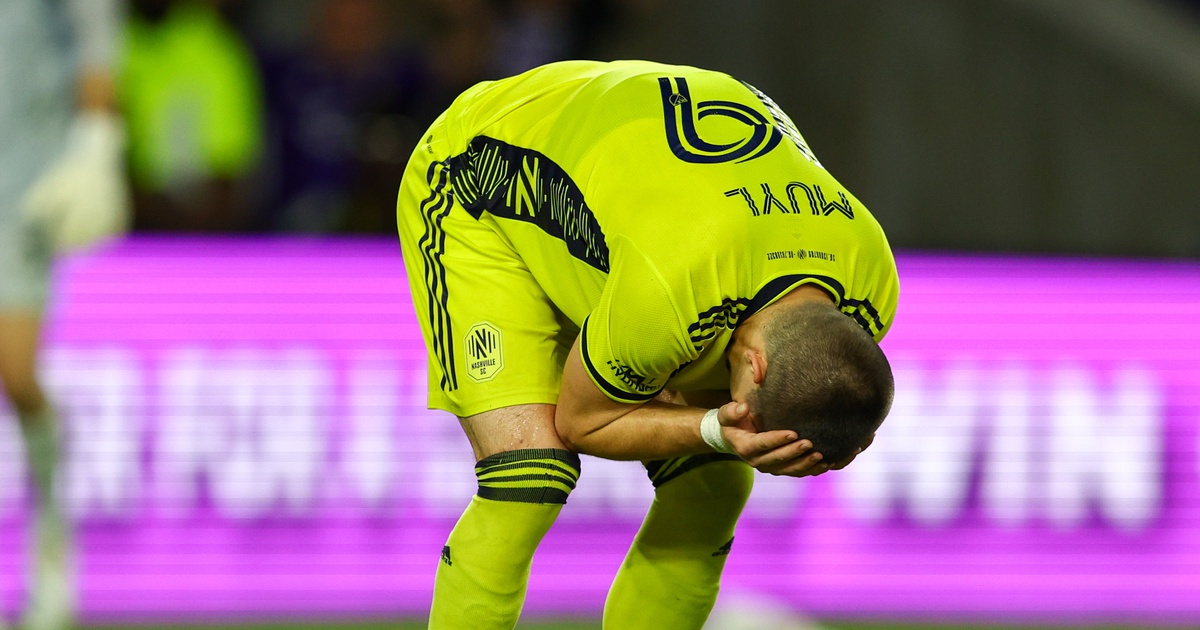 SportsBlog :: Smashville Sports :: Nashville SC: How are these referees ...