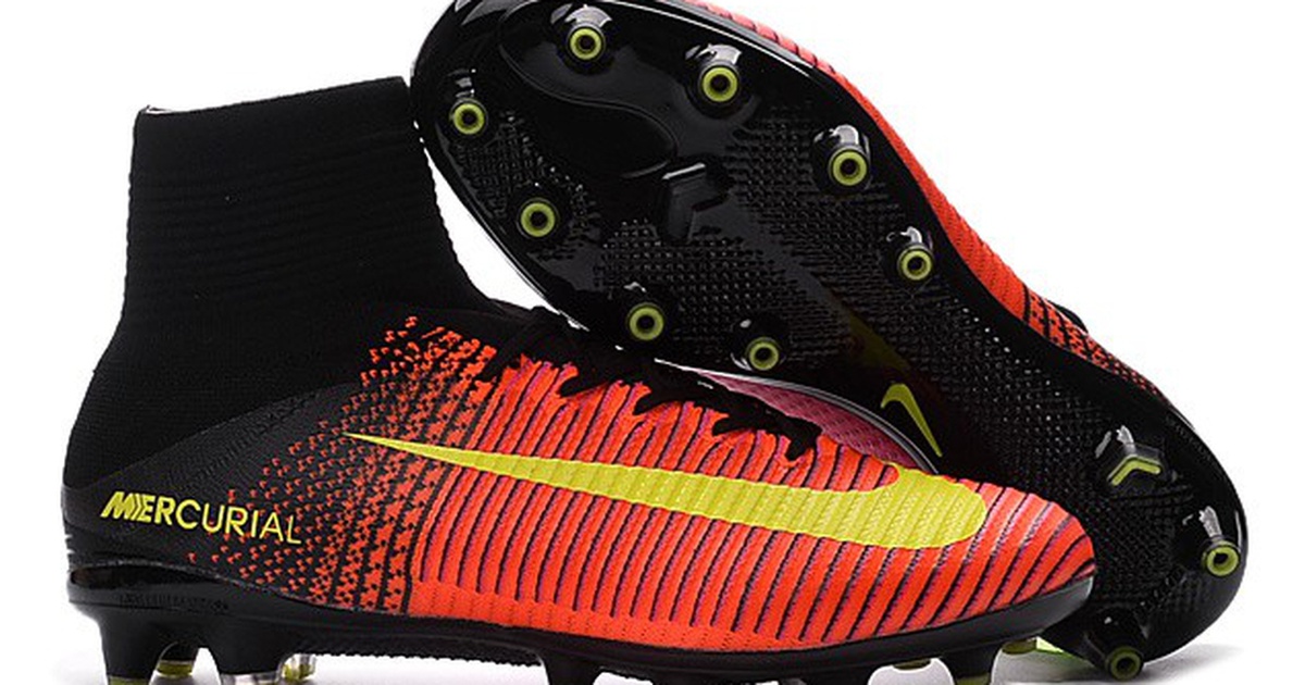 SportsBlog :: Football Gear :: Few Tips When You Go For Buying Perfect ...