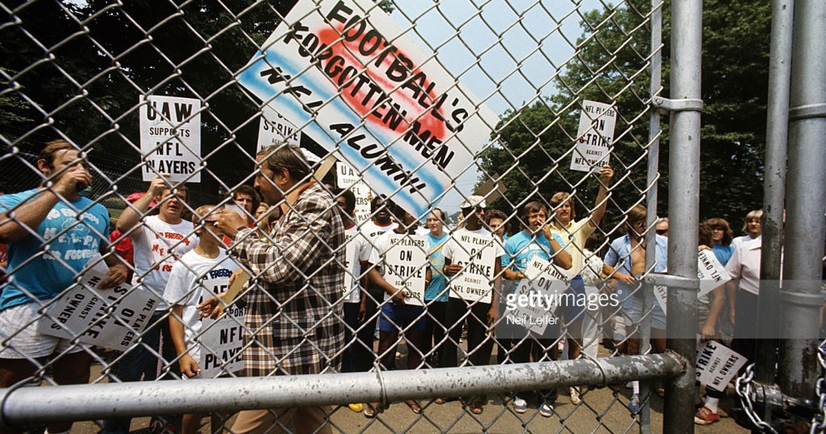 SportsBlog :: NFL Retired Players United :: The NFL Players Association ...