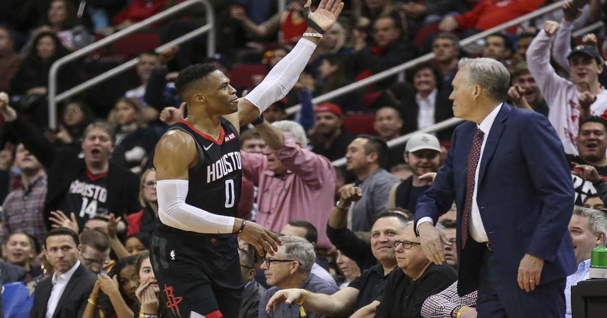 SportsBlog :: AT THE BUZZER :: Small Rockets Ready for Takeoff?