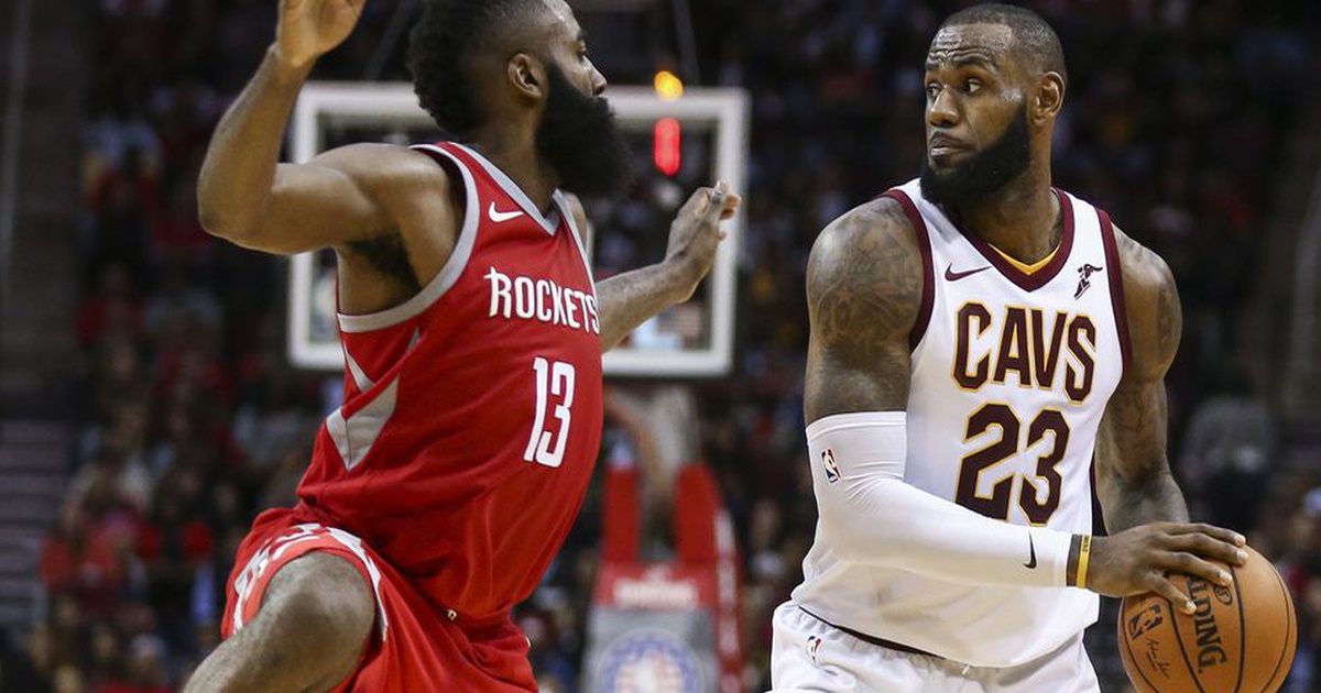 SportsBlog :: Kelly Hogan Sports Blog :: NBA Takes Center Stage