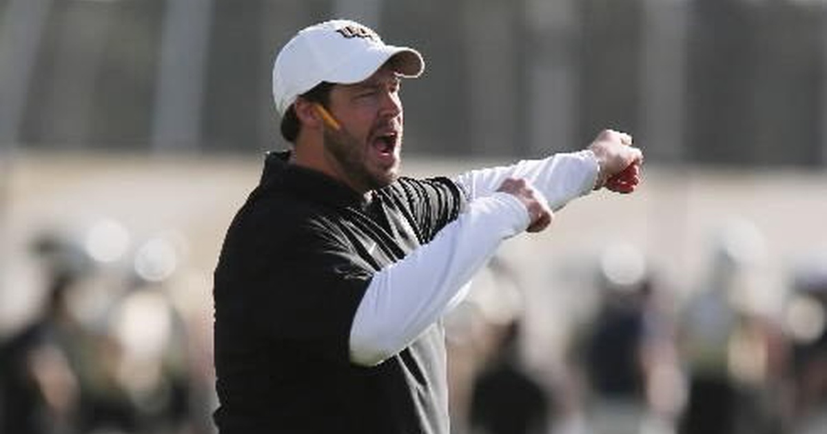 SportsBlog :: Fan On A Wire :: How Erik Chinander rebuilt UCF's Defense