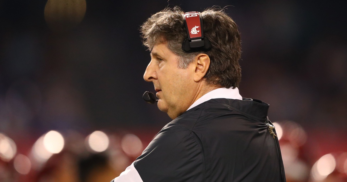 SportsBlog :: Ben's Hot Takes :: Mike Leach offends player and fans ...