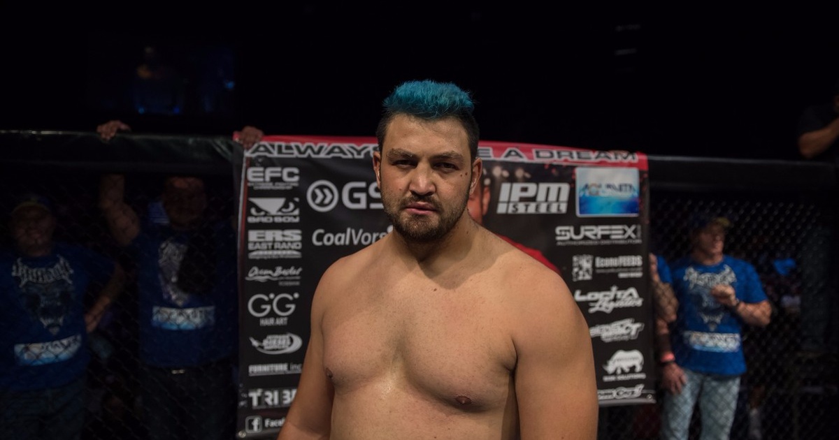 SportsBlog :: Cage Side :: Danie Van Heerden Looks Forward After the "Saga"