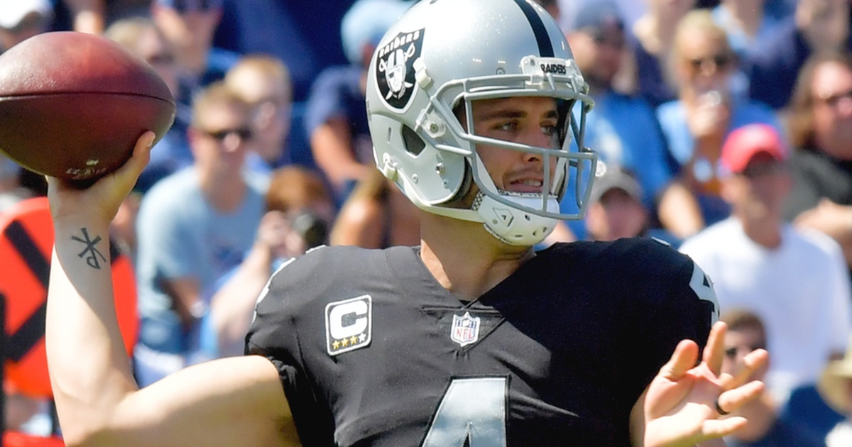 SportsBlog :: Glenn's Sports Gallery :: Raiders Top Titans