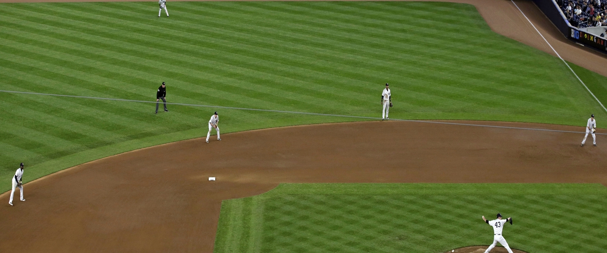 SportsBlog :: From the Obstructed Seats :: Dissecting Baseball's "Problem."